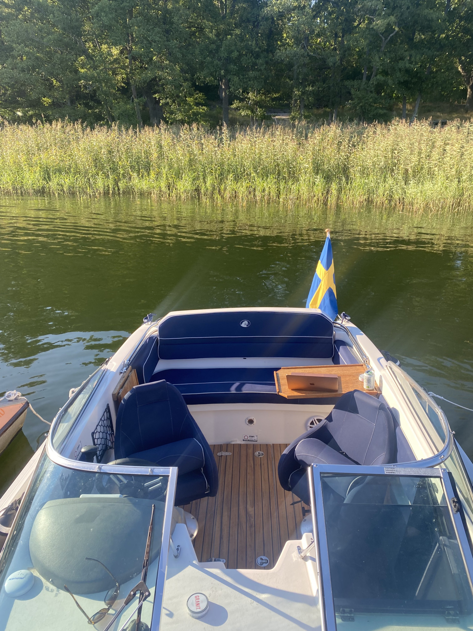 Uttern D55 Exclusive | Friilo